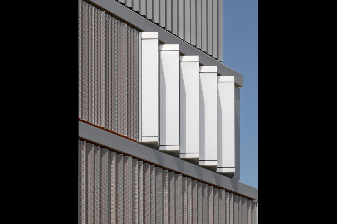 What made this project… University of Cambridge West Hub by Jestico ...